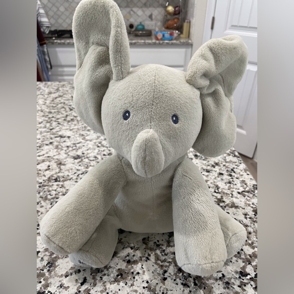 Gund | Toys | Gund Animated Baby Elephant And Baby Mats Elephant Play ...